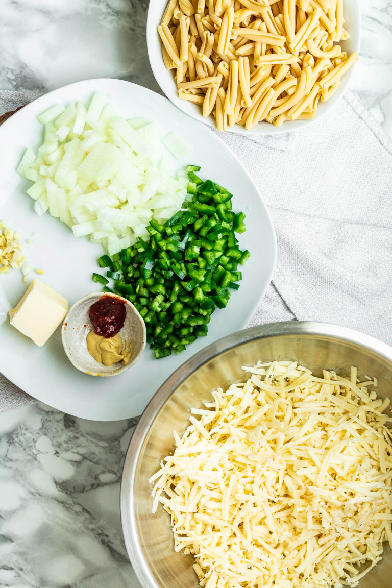 Spicy Mac and Cheese - Piper Cooks