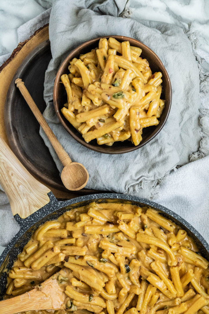 Spicy Mac and Cheese - Piper Cooks