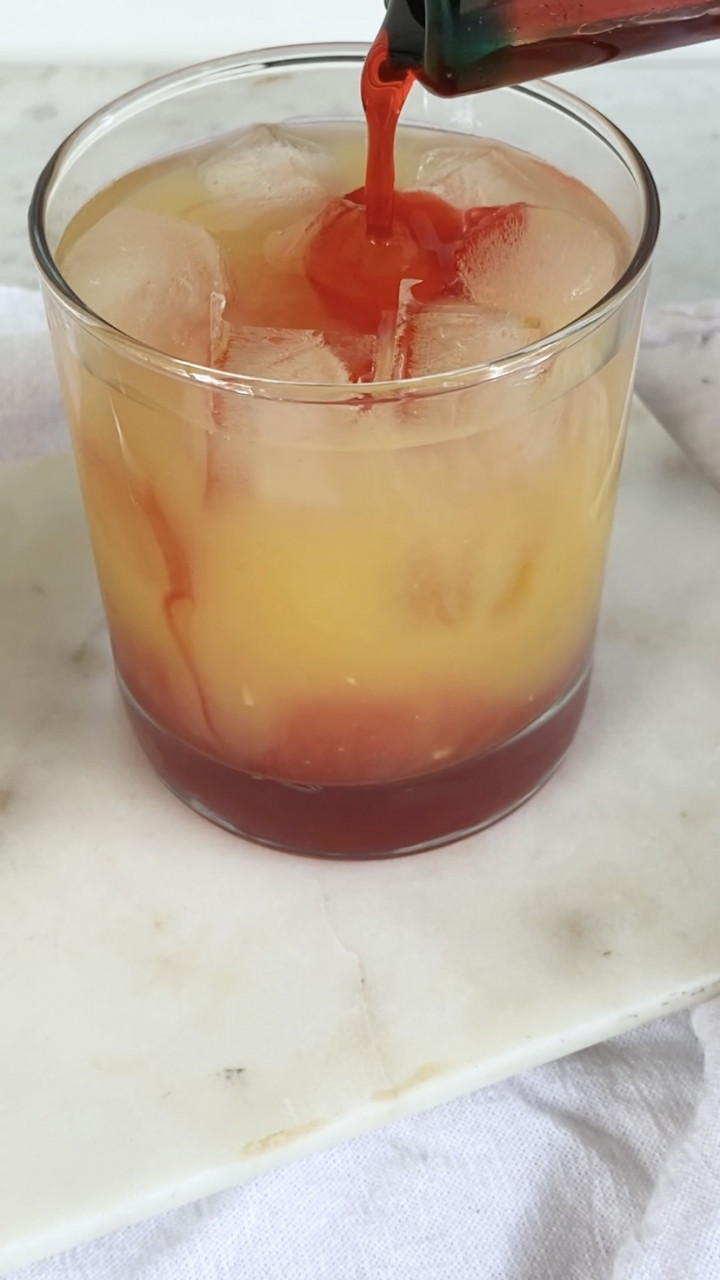 Vodka Sunrise Cocktail - Piper Cooks