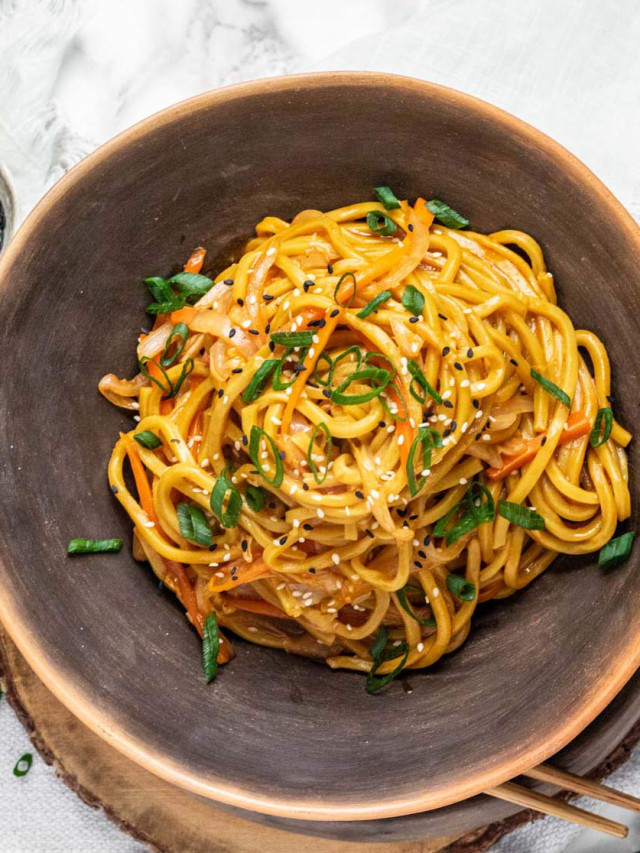 Thai Red Curry Noodles - Piper Cooks