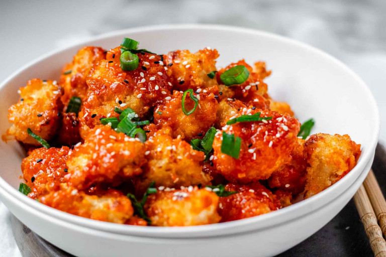Crispy Breaded and Spicy Gochujang Cauliflower Recipe - Piper Cooks