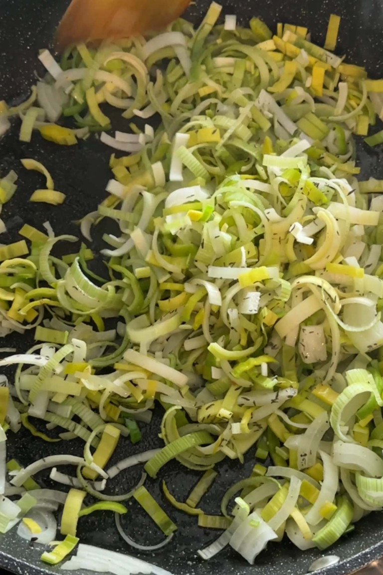Easy Sautéed Buttered Leeks - Piper Cooks