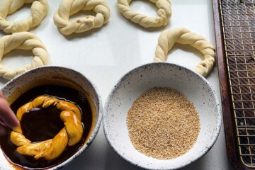 Turkish Simit Recipe (Sesame Bread Rings) - Piper Cooks